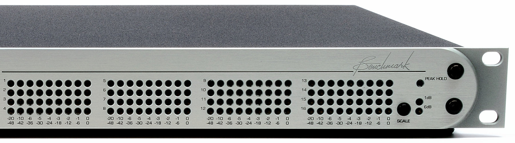 Benchmark ADC16 16-Channel Analog to Digital Audio Converter - Discont ...